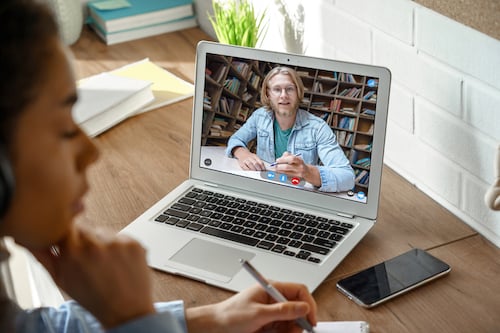 5 Engaging Ways to Begin Your Online Class